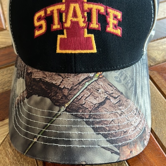 Captivating Headwear | Accessories | Mens Iowa State Baseball Hat ...